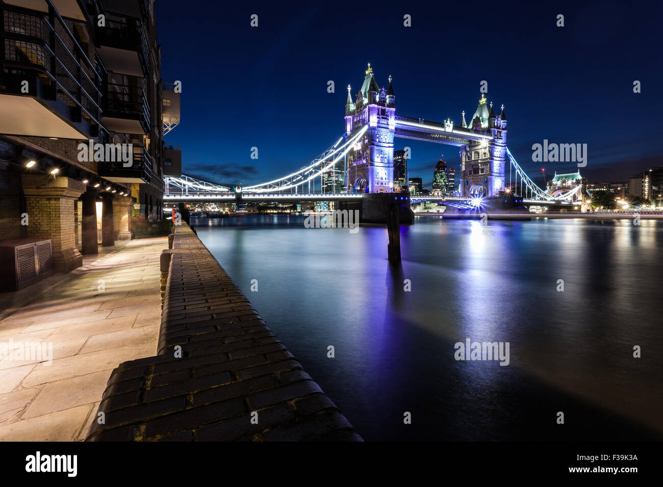 Tower Bridge at night, London, England, United Kingdom Stock Photo - Alamy