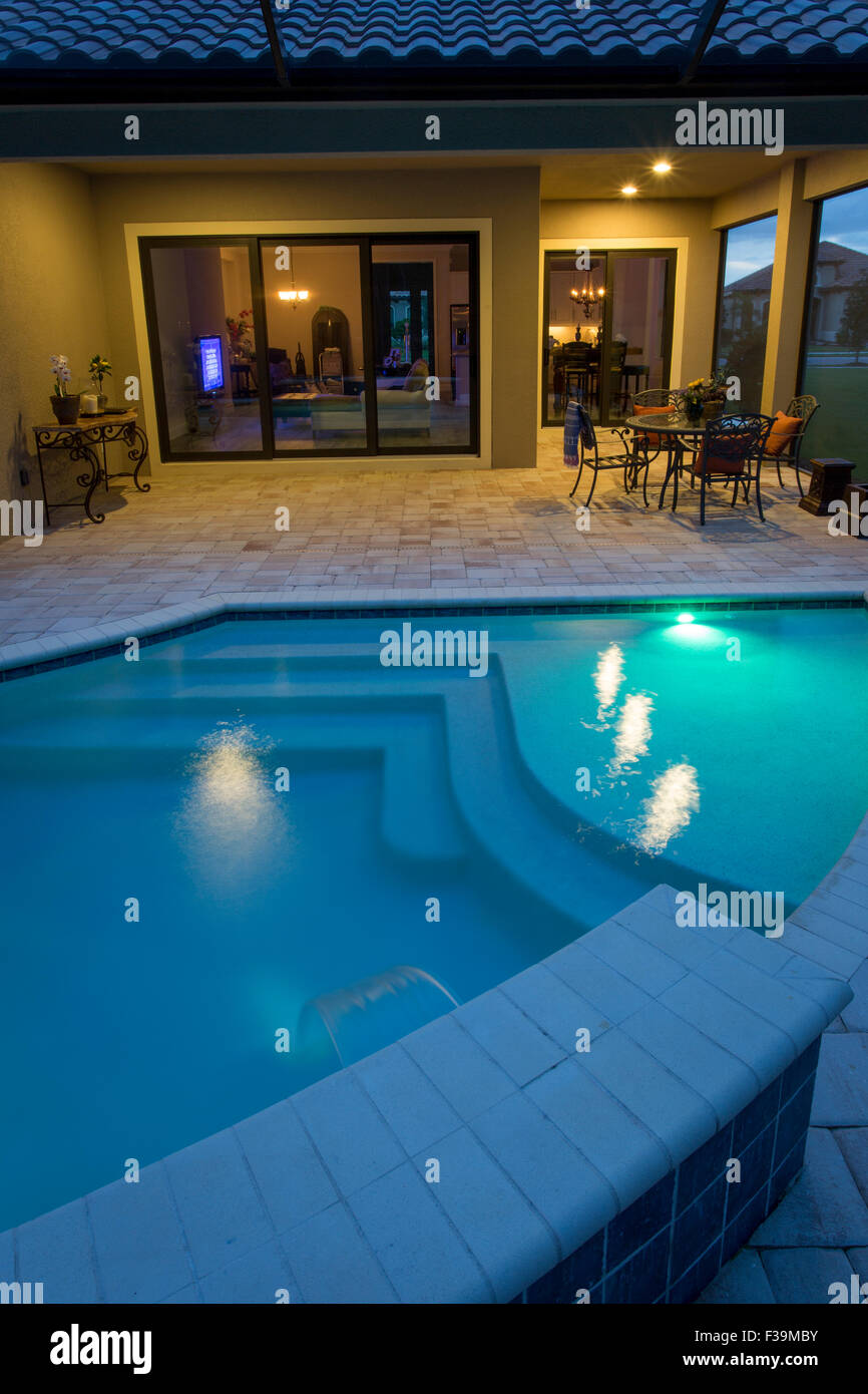Swimming pool back of house hi-res stock photography and images - Alamy