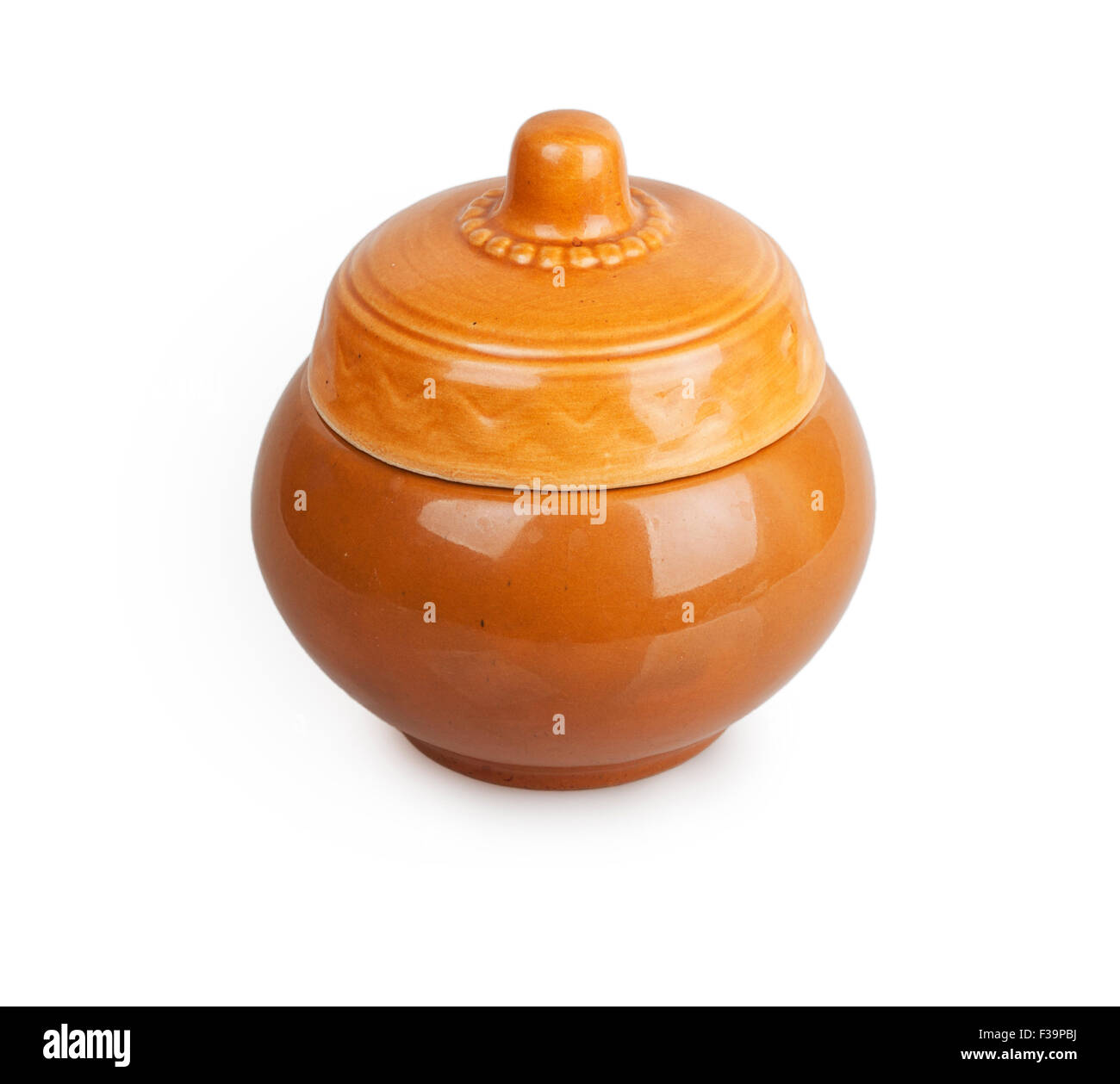 Ceramic cooking pots hi-res stock photography and images - Alamy