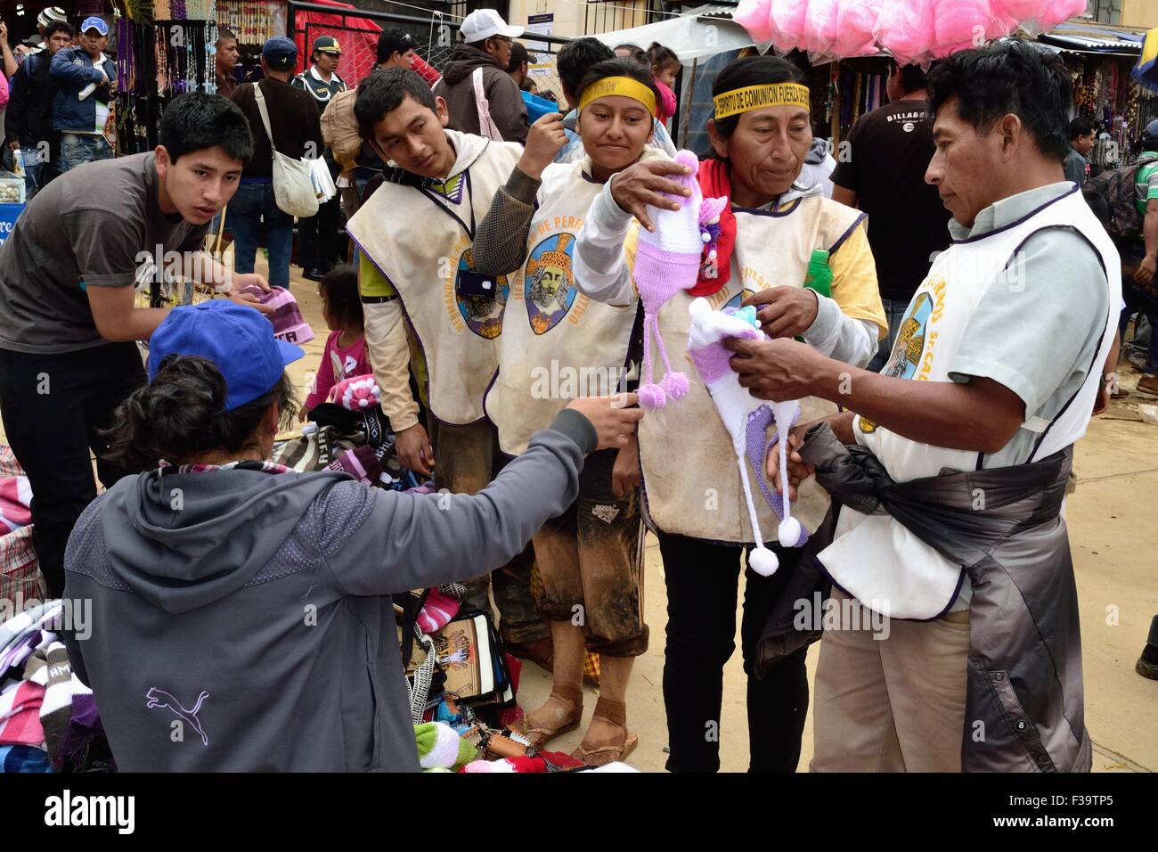 Pilgrims - Plaza de Armas - Señor Cautivo de Ayabaca peregrination in ...