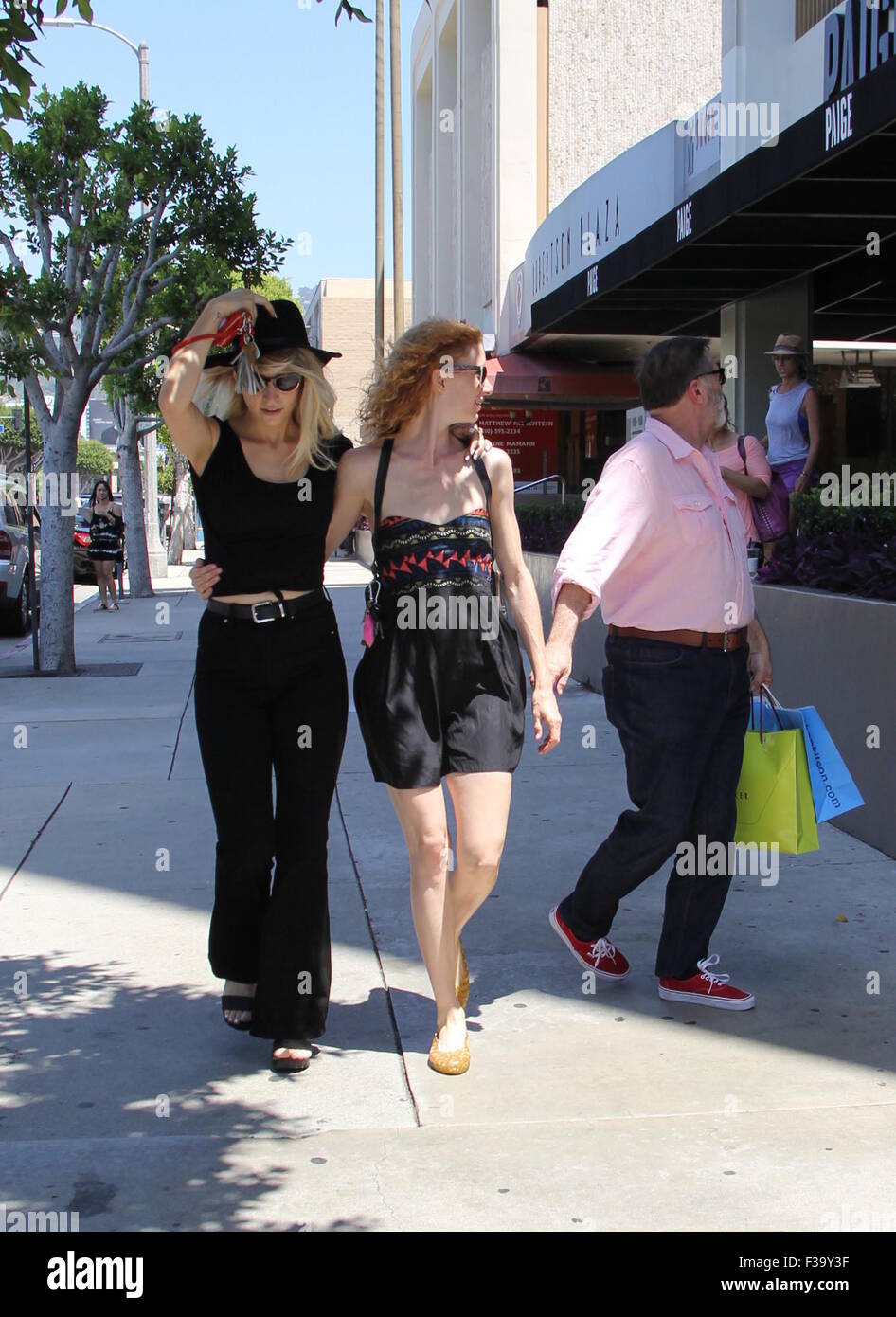 Jill Evyn and her girlfriend spotted out shopping in Beverly Hills ...