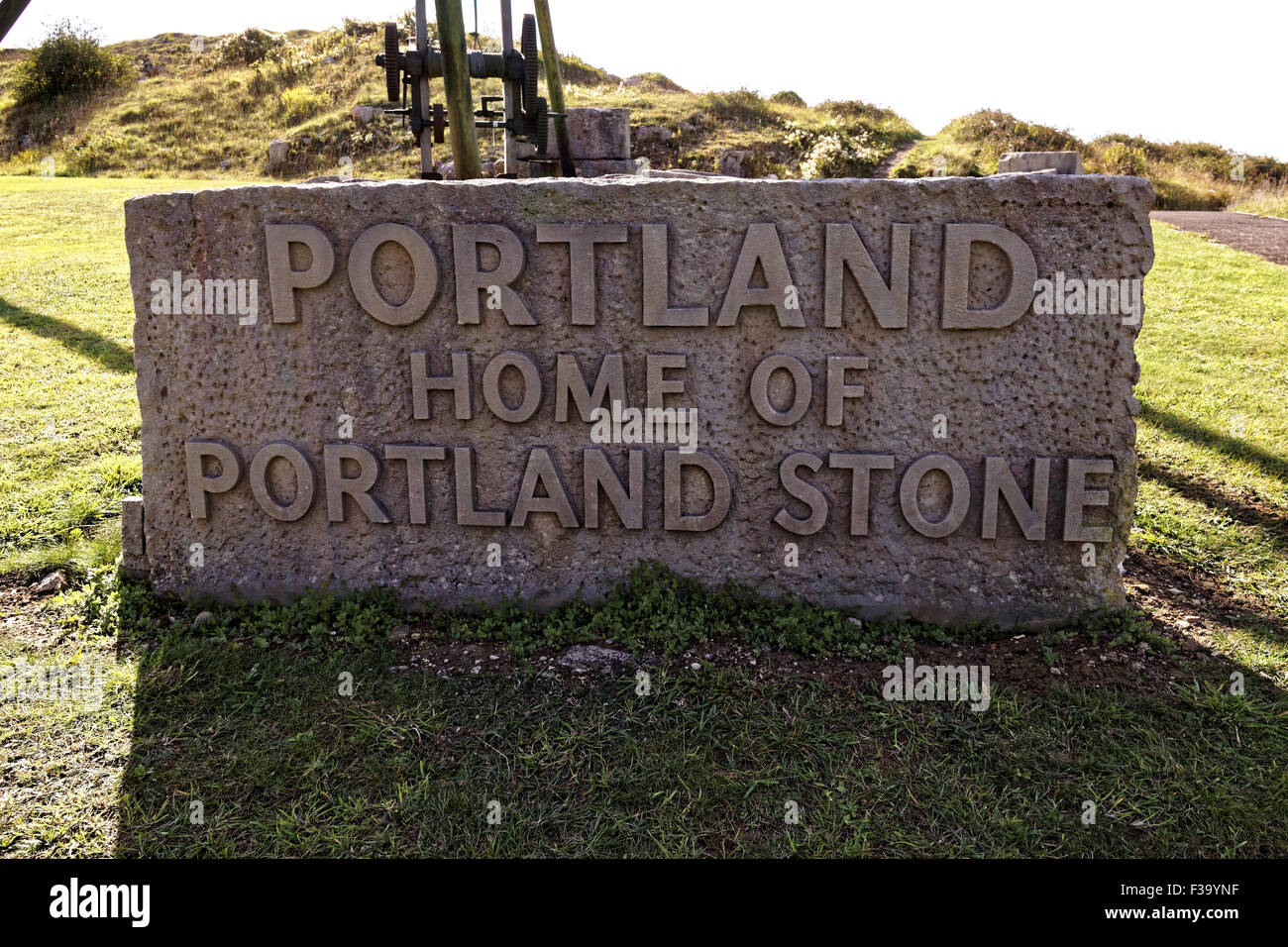 Portland stone texture hi-res stock photography and images - Alamy