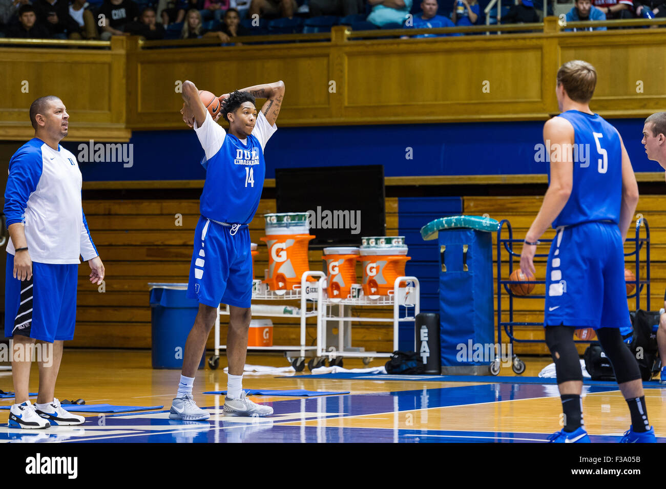 Duke blue devils cameron indoor stadium durham basketball hi-res stock ...