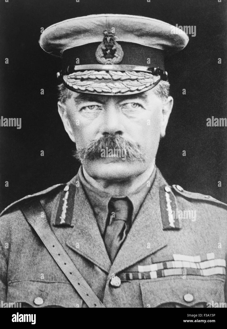 Vintage portrait of Lord Herbert Kitchener Stock Photo - Alamy