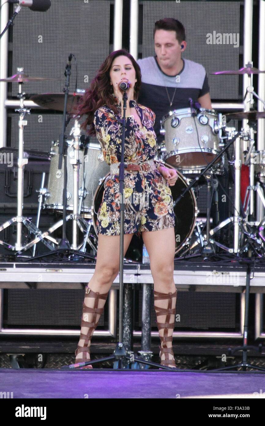 Las Vegas, NV, USA. 2nd Oct, 2015. Rachel Reinert of Gloriana in ...