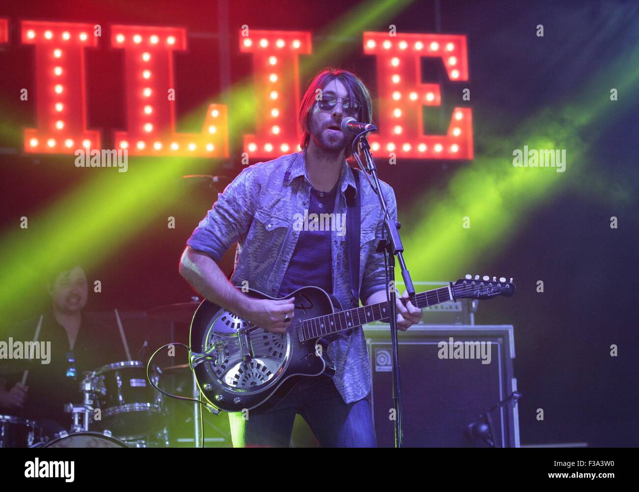 Las Vegas, NV, USA. 2nd Oct, 2015. Jonathan Lawson of The Railers in ...