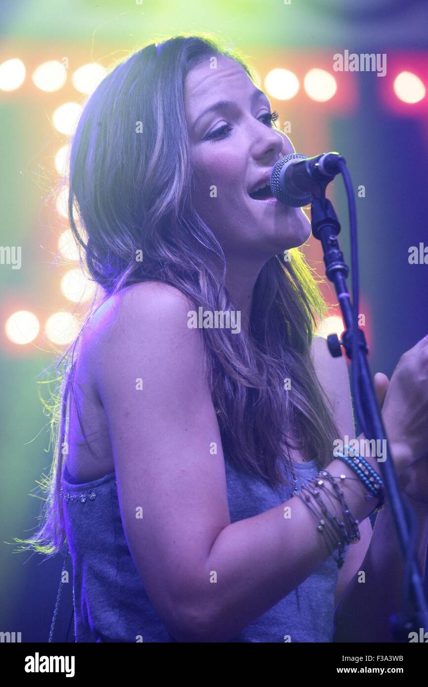 Cassandra lawson hi-res stock photography and images - Alamy