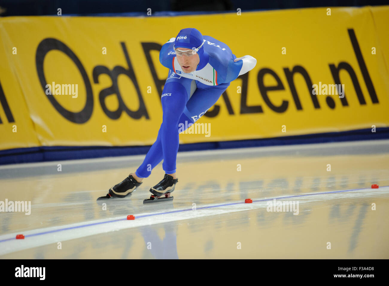 Winter sports skate race hi-res stock photography and images - Alamy