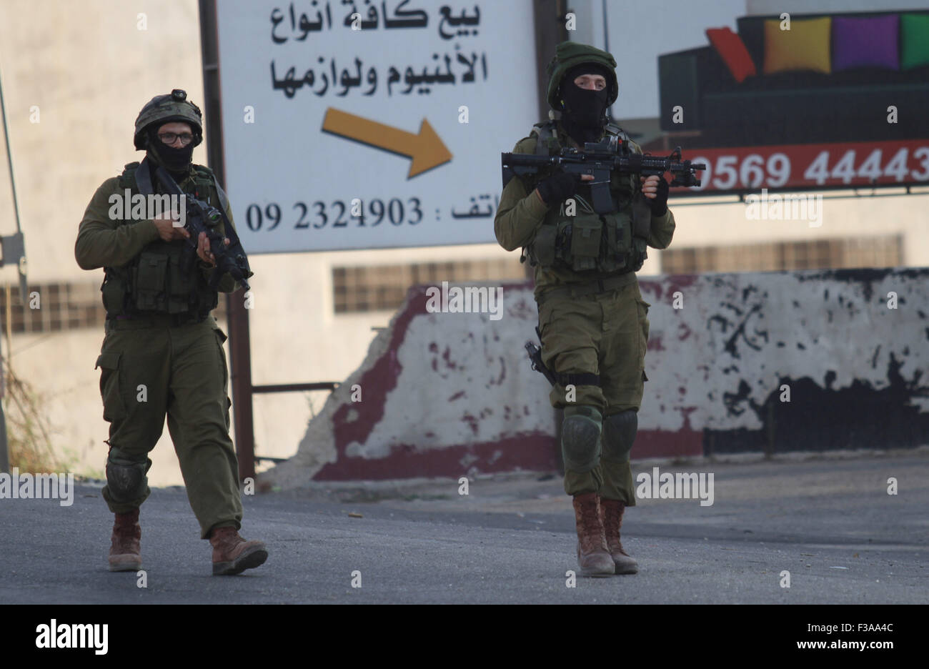 Nablus, West Bank, Palestinian Territory. 3rd Oct, 2015. Israeli ...