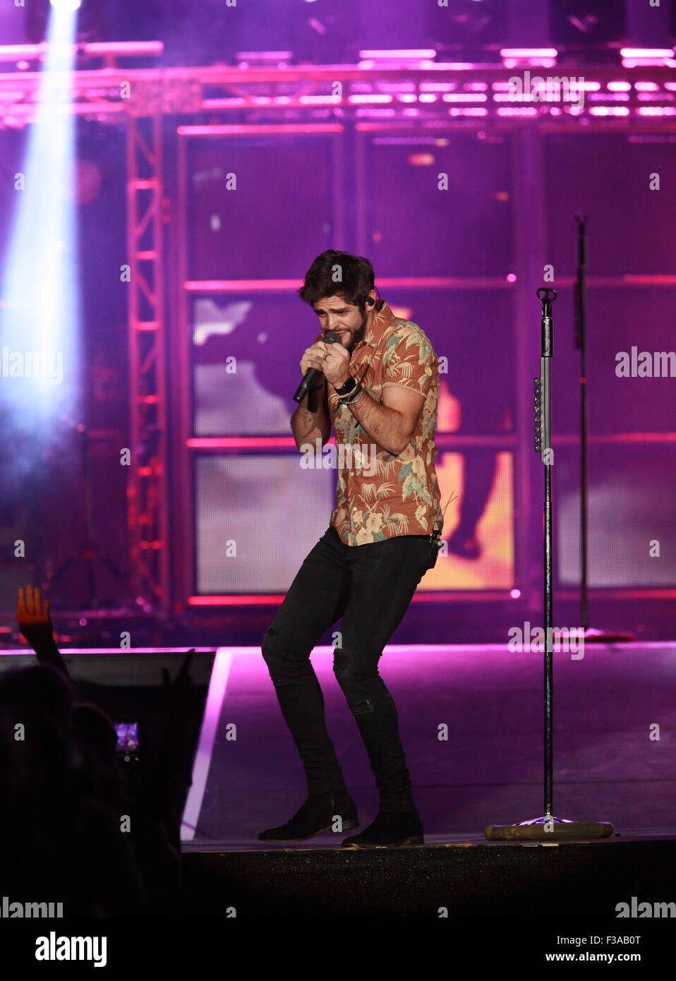 Las Vegas, Nevada, USA. 2nd Oct, 2015. Bro-country music artist Thomas ...