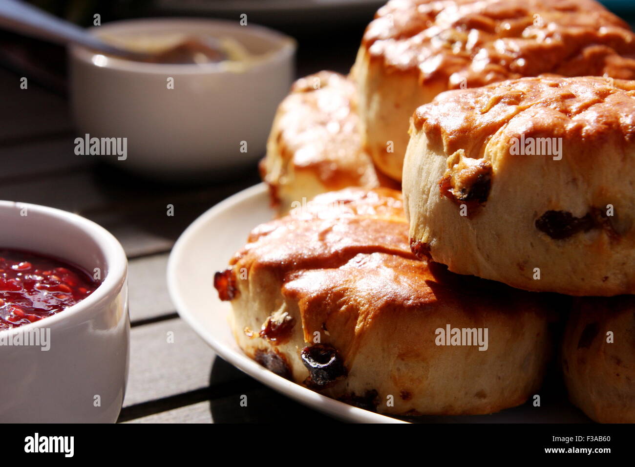 Cream tea hi-res stock photography and images - Alamy