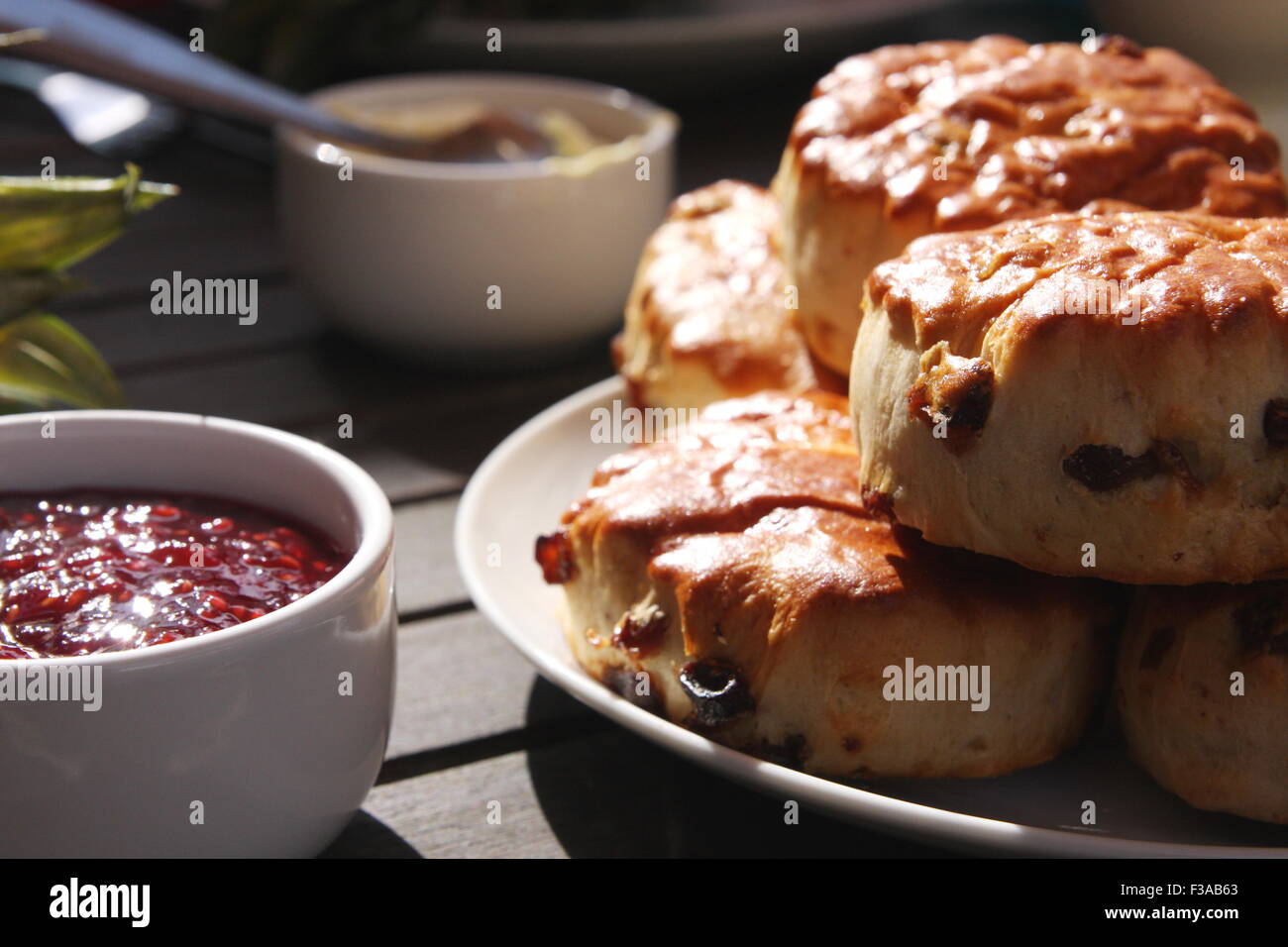 Cream tea hi-res stock photography and images - Alamy