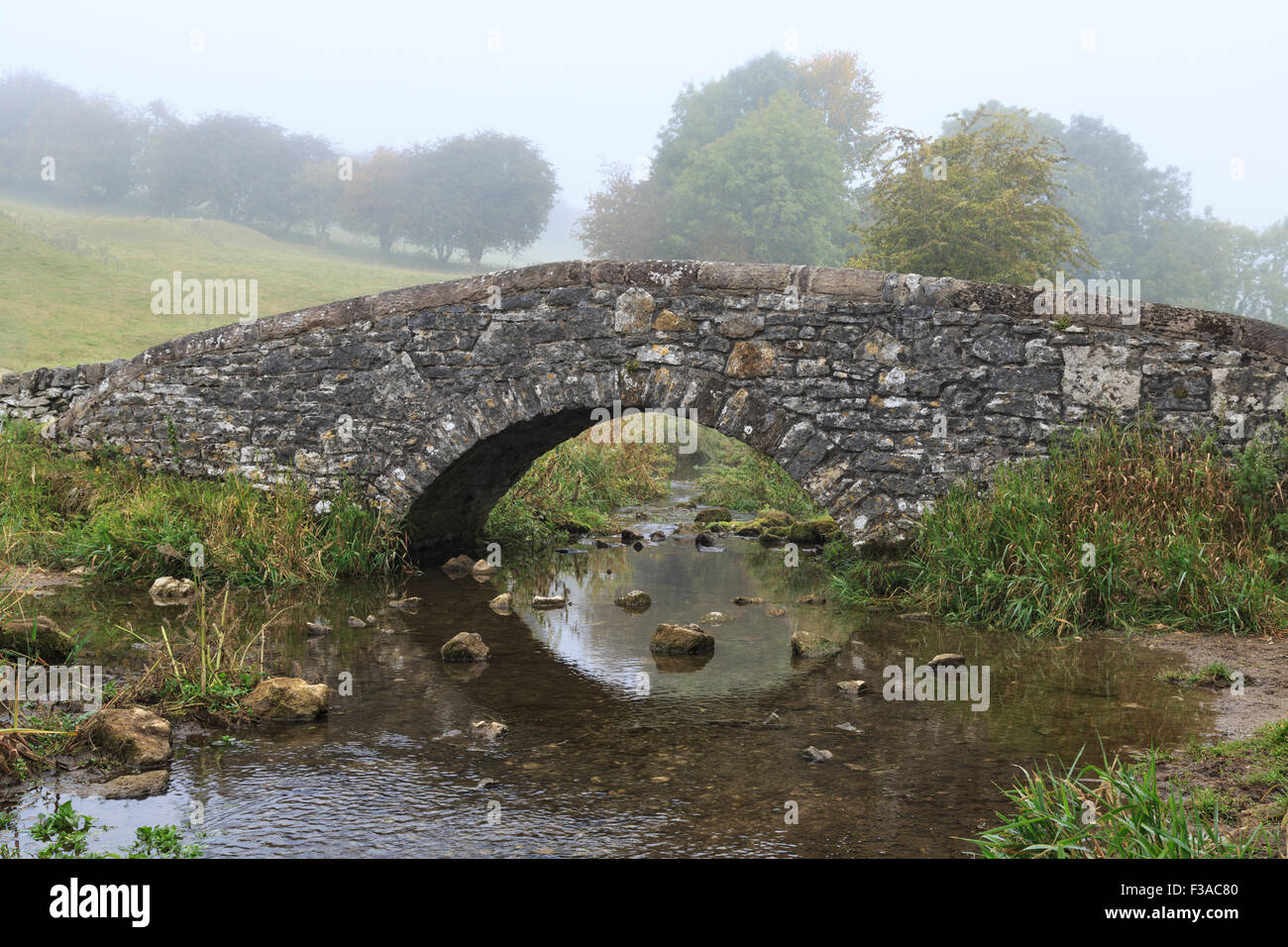 Packhorse bridge hi-res stock photography and images - Alamy