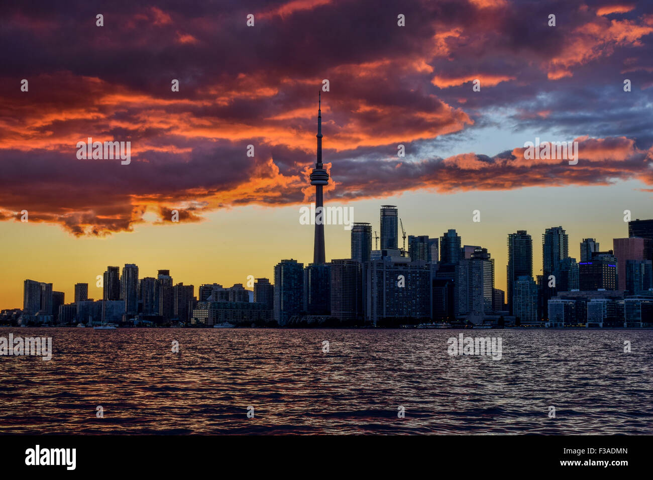 The Toronto skyline at sunset Stock Photo - Alamy