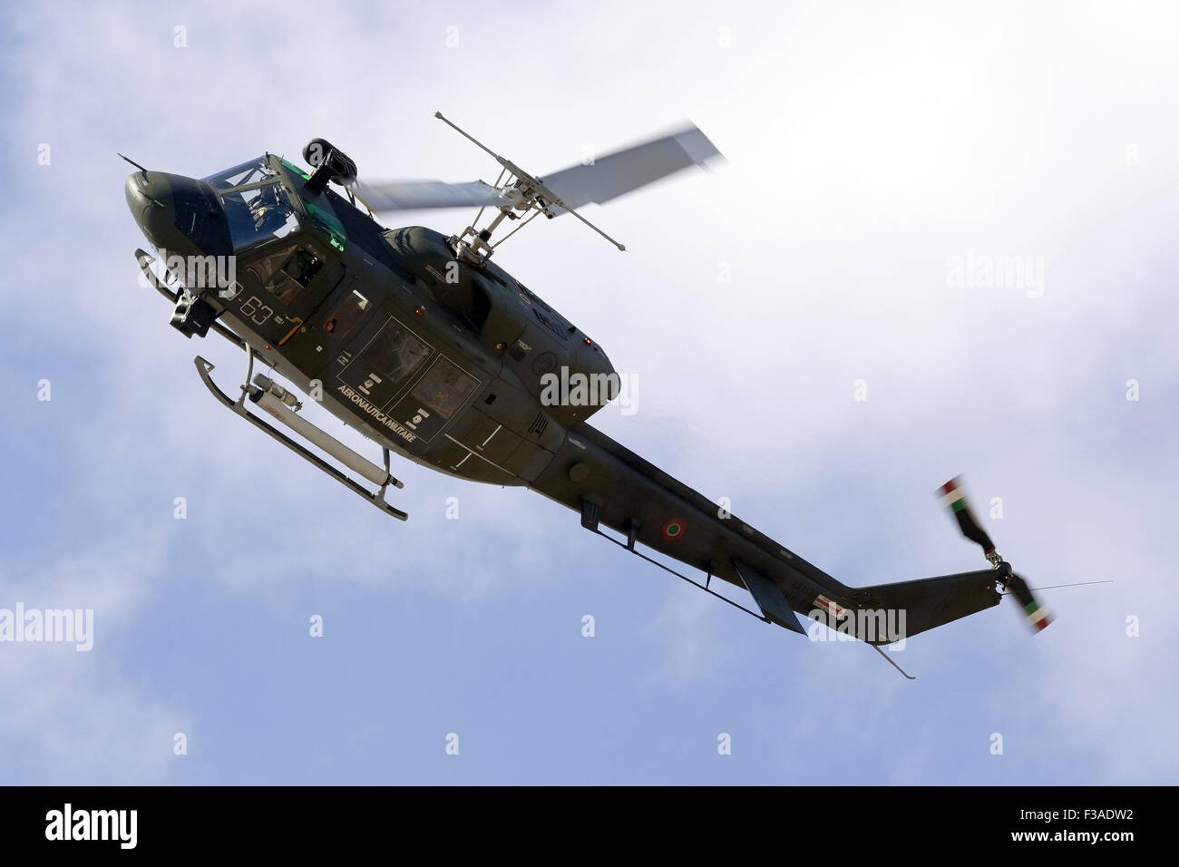 Bell 212 Stock Photos & Bell 212 Stock Images - Alamy