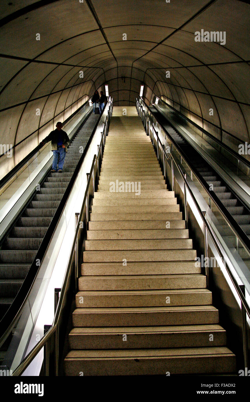 Tunnel stairs subway steps hi-res stock photography and images - Alamy