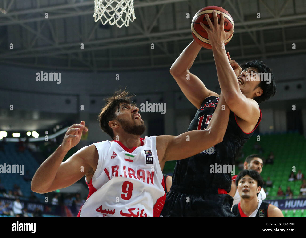 Changsha, China's Hunan Province. 3rd Oct, 2015. Joji Takeuchi (R) of ...