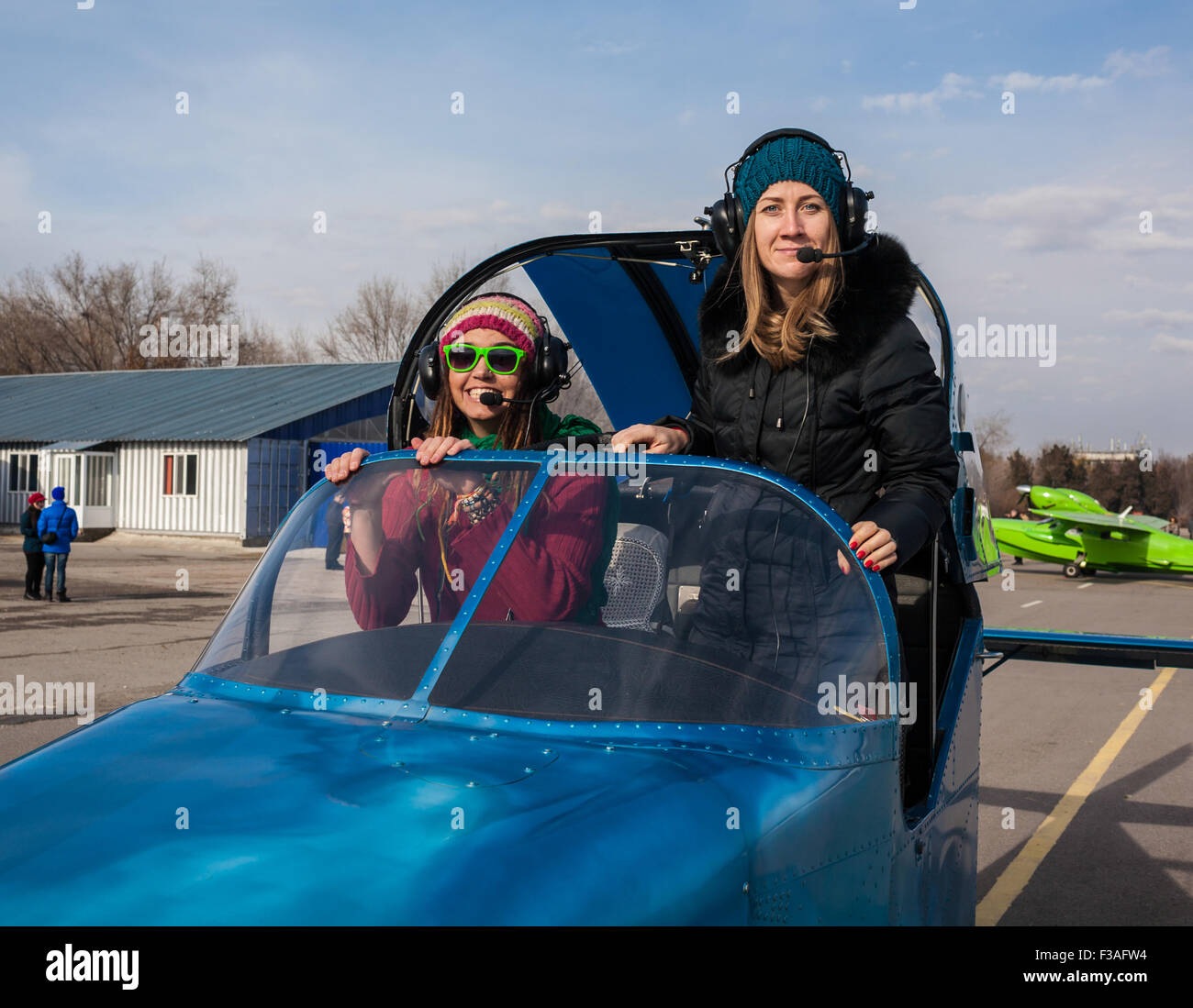 Beautiful airplane hi-res stock photography and images - Alamy