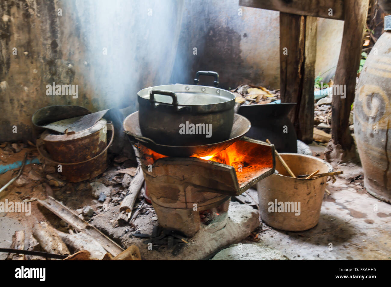 Kitchen in rural Thailand Stock Photo - Alamy