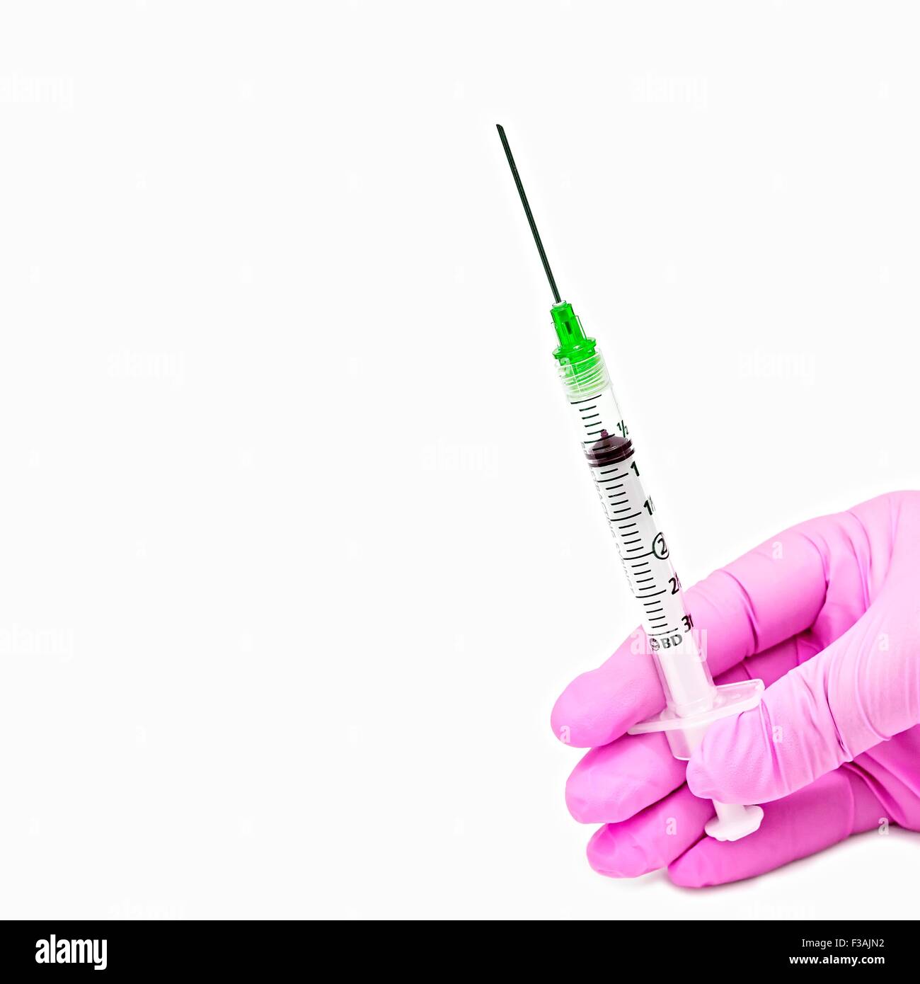 Retracting needle hi-res stock photography and images - Alamy