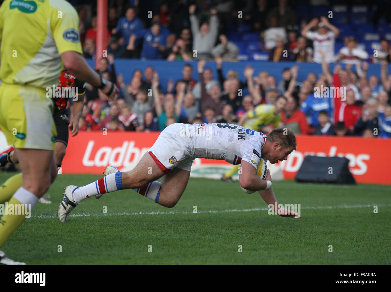 Belle Vue Stadium, Wakefield, UK, 3rd October 2015. Wakefield v ...