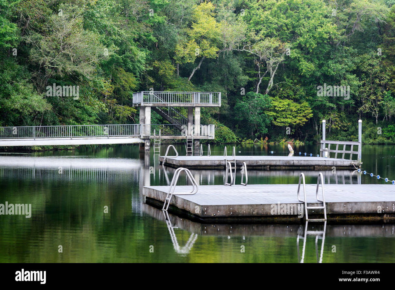 Diving platform hi-res stock photography and images - Alamy