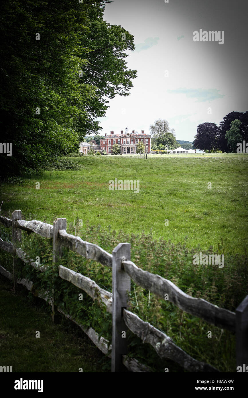 Stately manor hi-res stock photography and images - Alamy