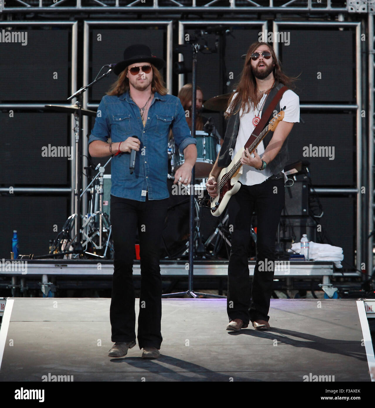 Las Vegas, Nevada, USA. 3rd Oct, 2015. Michael Hobby and Zach Brown, of ...