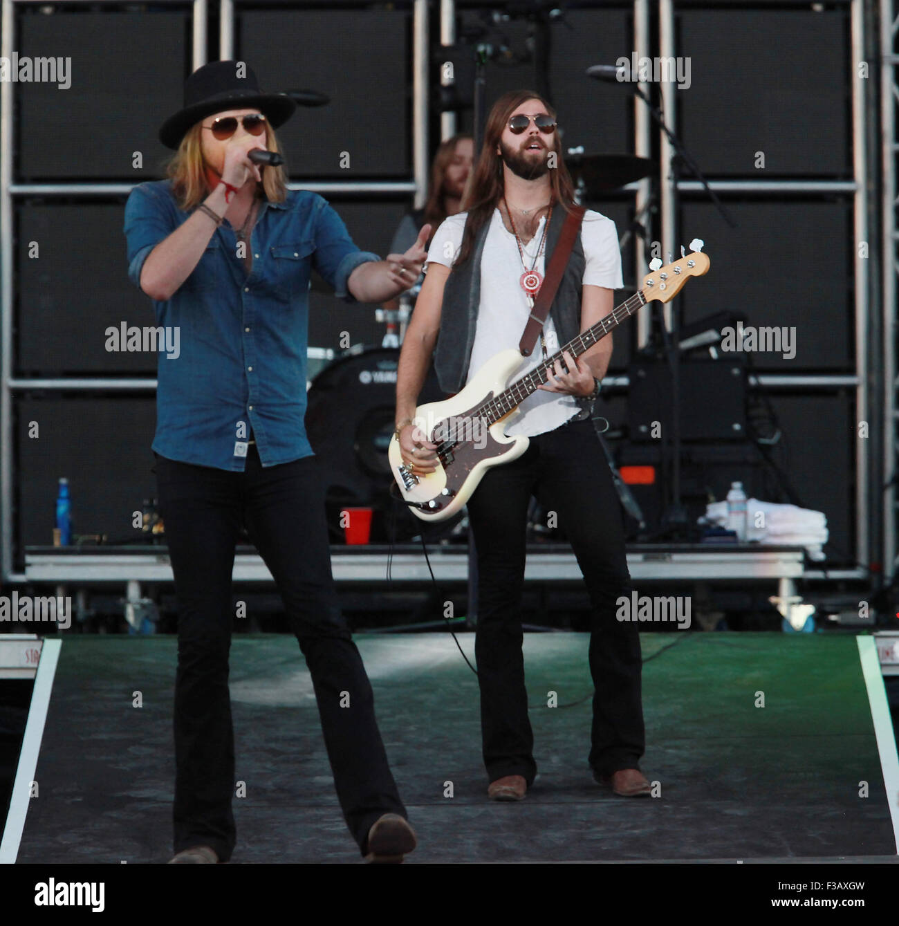 Las Vegas, Nevada, USA. 3rd Oct, 2015. Michael Hobby and Zach Brown, of ...