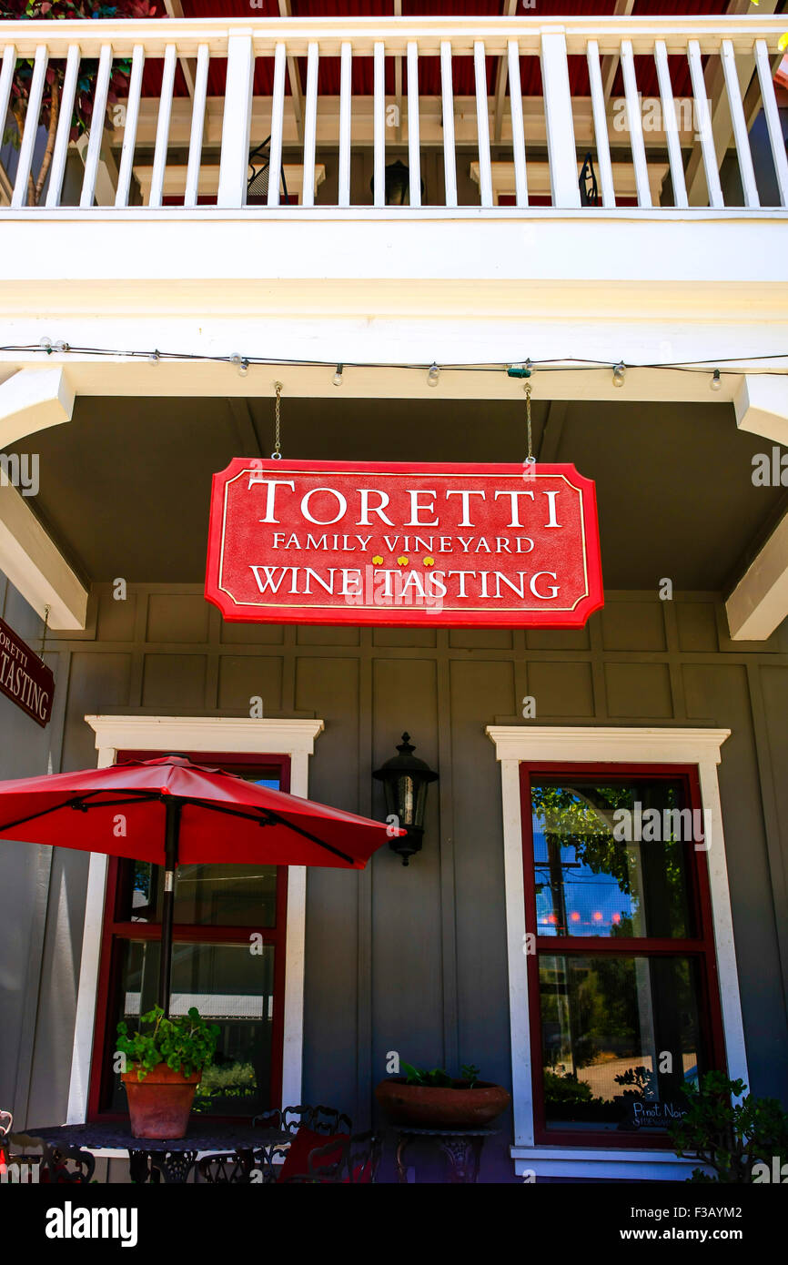 Wine tasting sign hi-res stock photography and images - Alamy