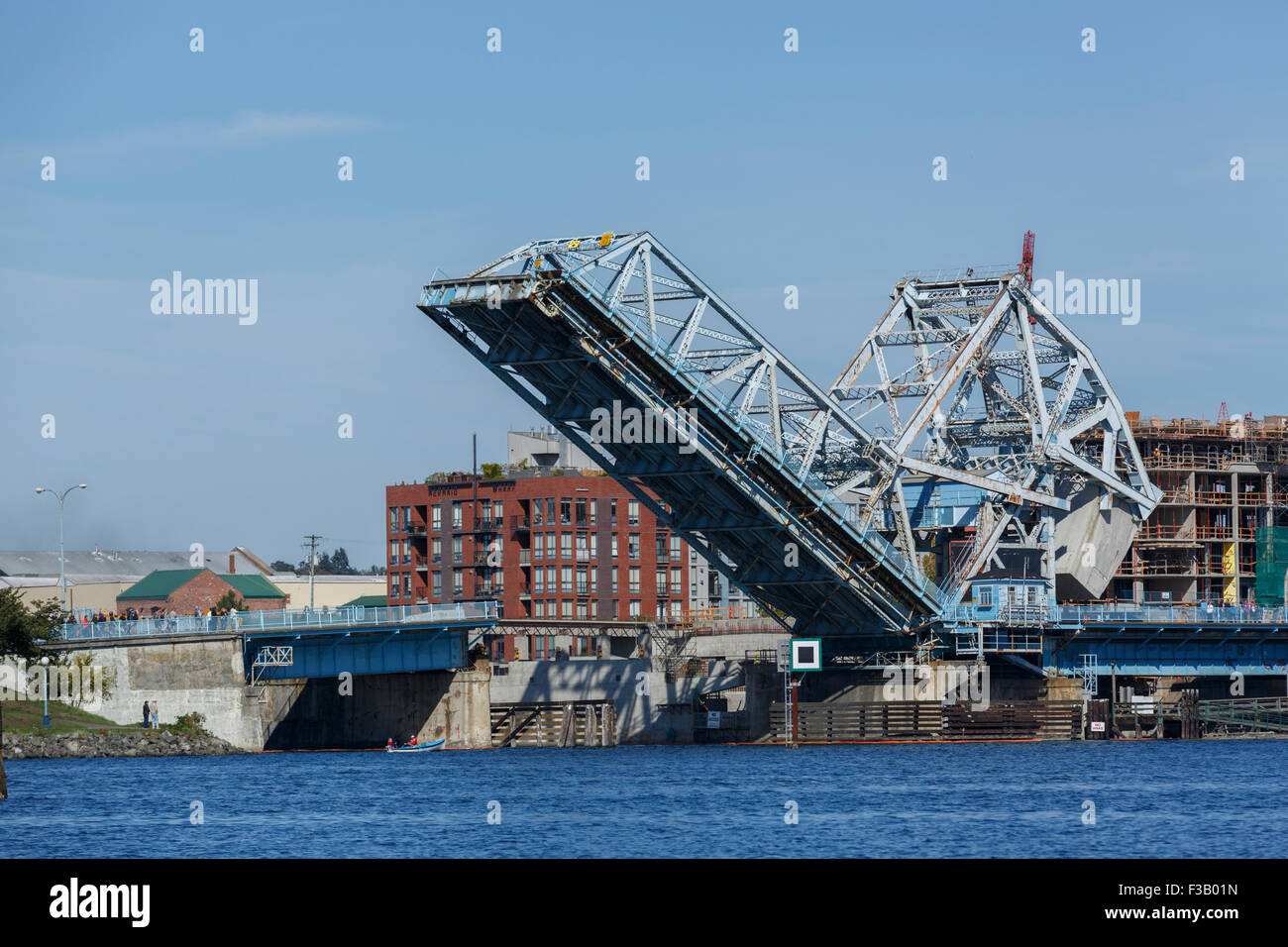 Victoria bridge canada hi-res stock photography and images - Alamy