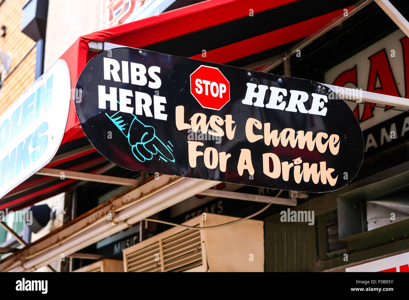 Drink here sign hi-res stock photography and images - Alamy