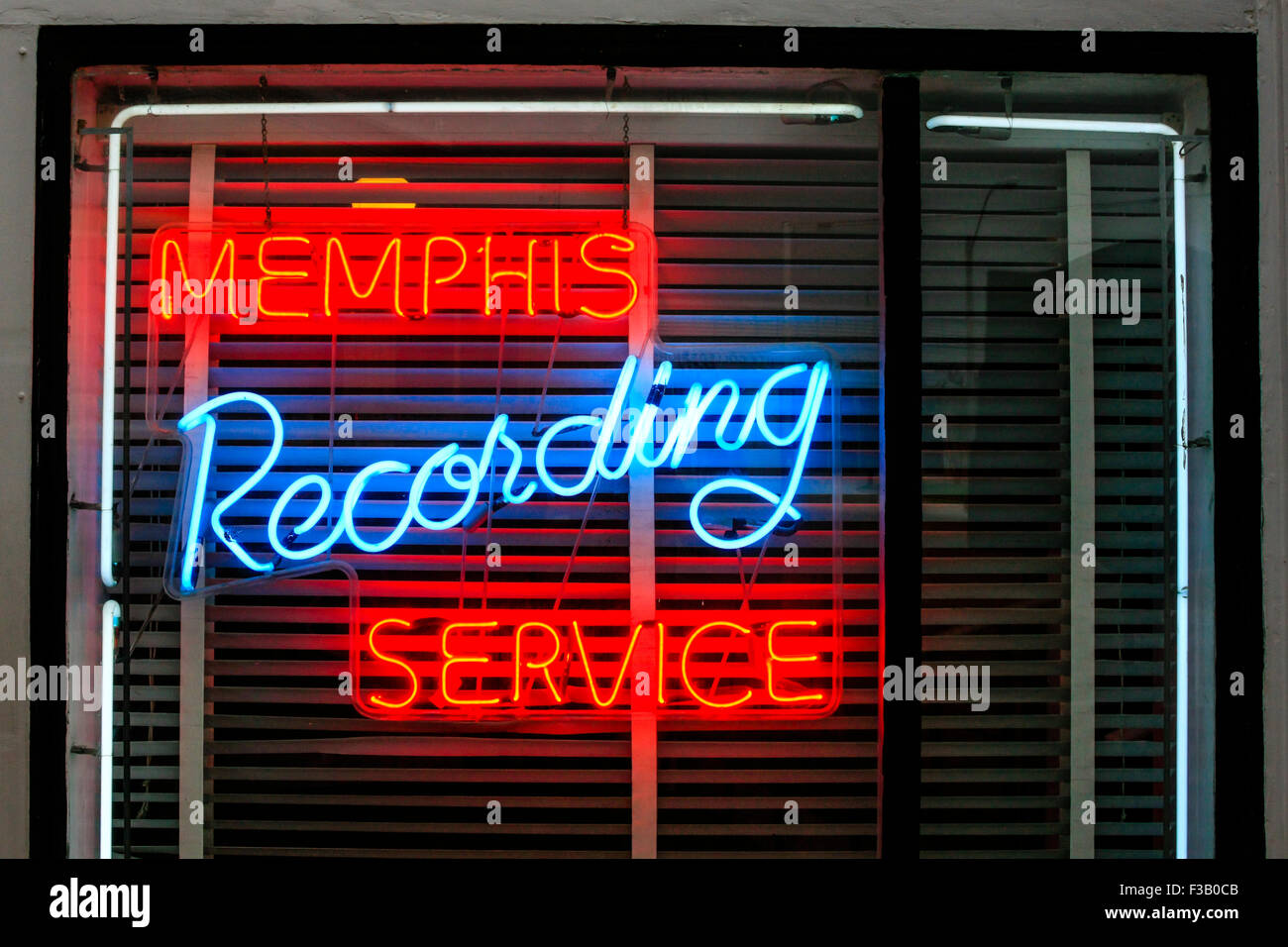 Neon Sun Studio sign at 706 Union Ave, Memphis Tennessee. Birthplace of ...