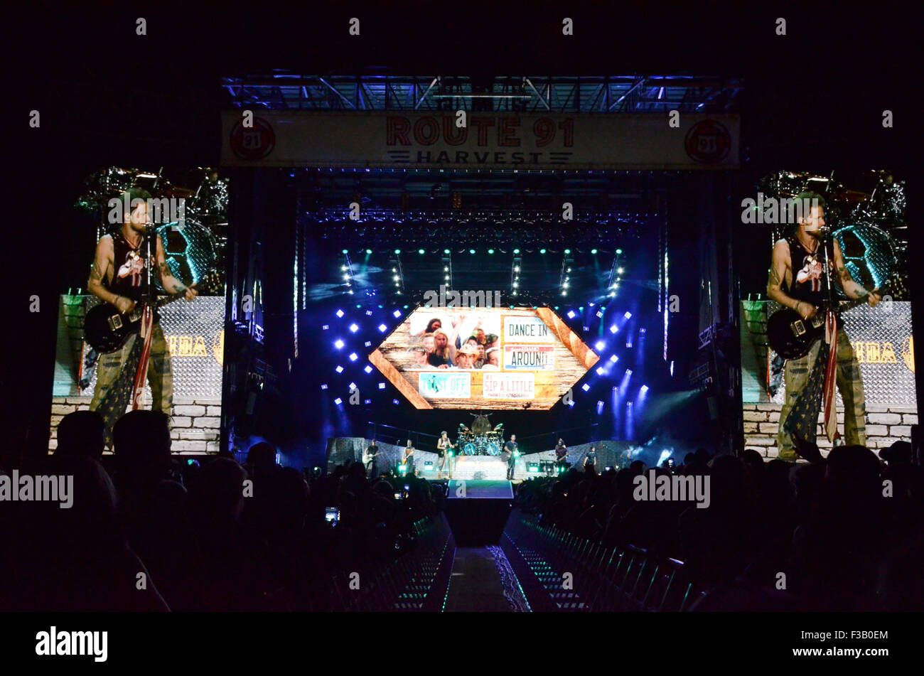 Las Vegas, Nevada, USA. 3rd Oct, 2015. Brian Kelley amd Tyler Hubbard ...