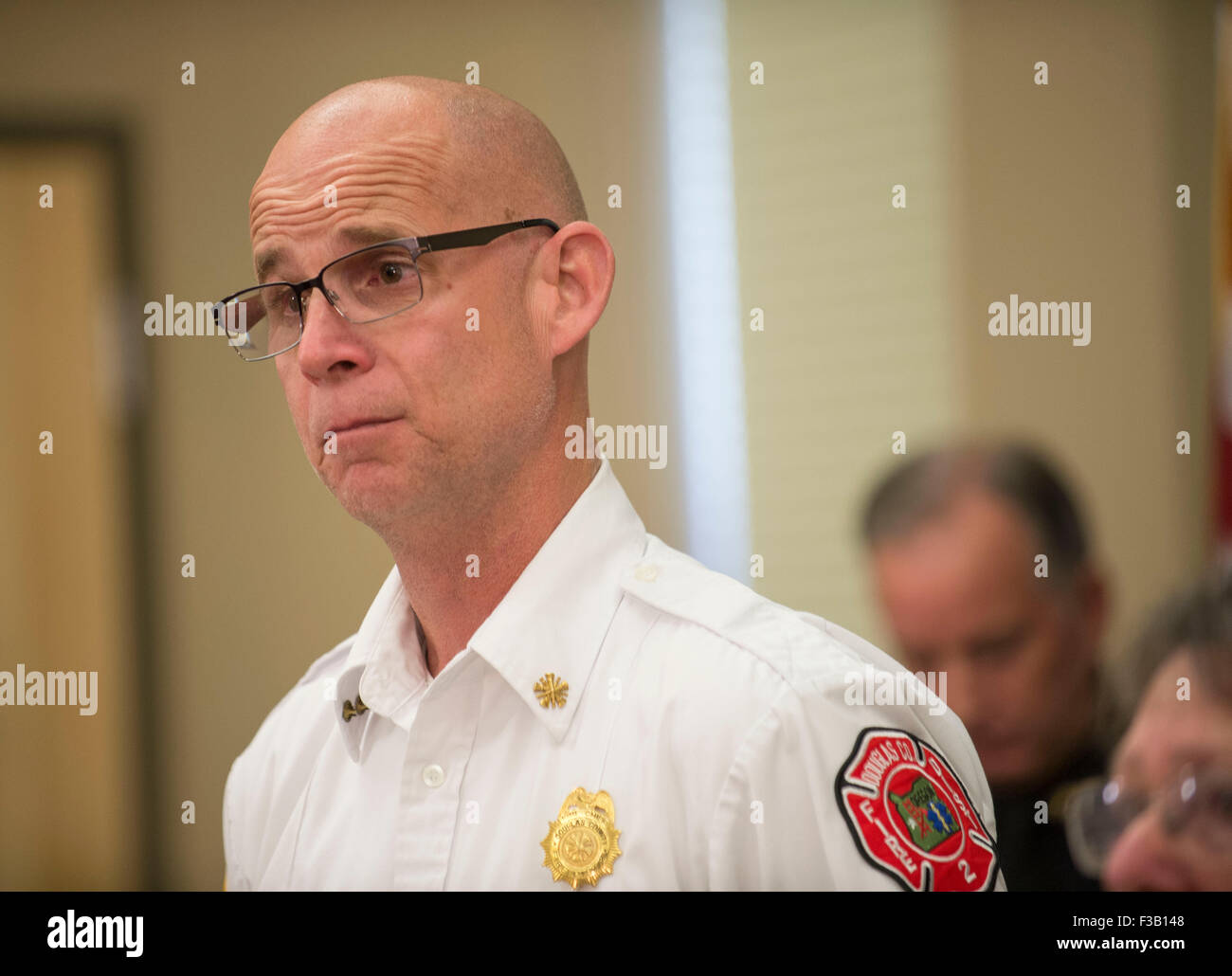 Roseburg, Oregon, USA. 3rd Oct, 2015. District 2 Fire Chief GREG MARLAR ...
