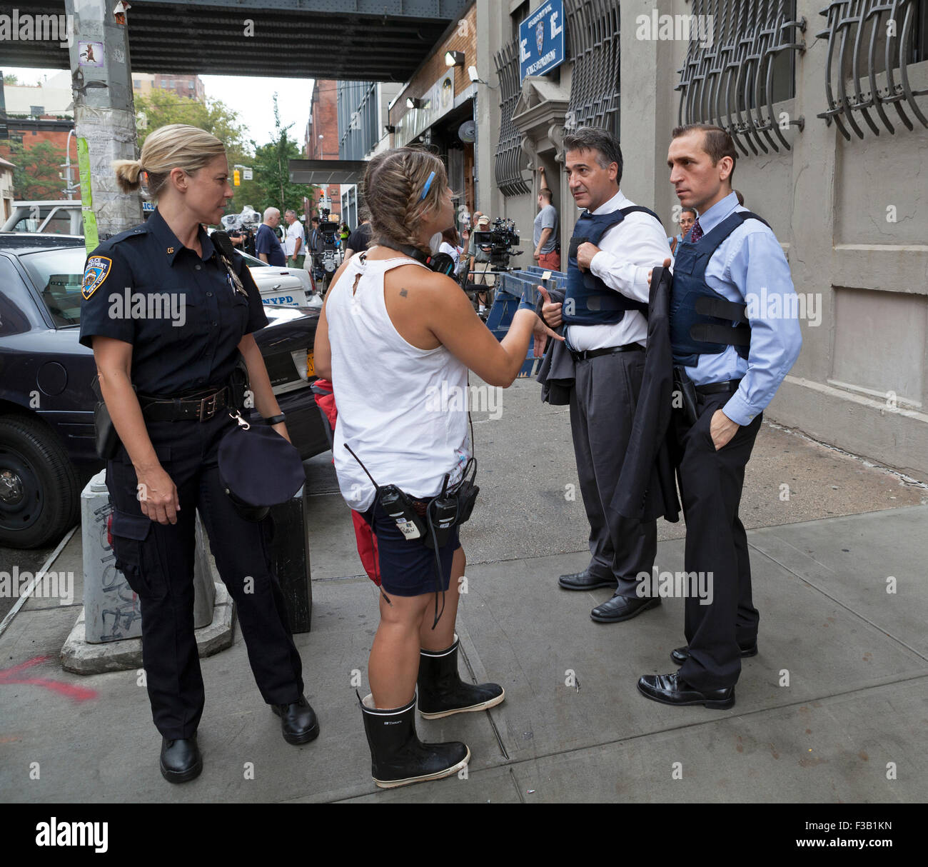 Tv filming hi-res stock photography and images - Alamy