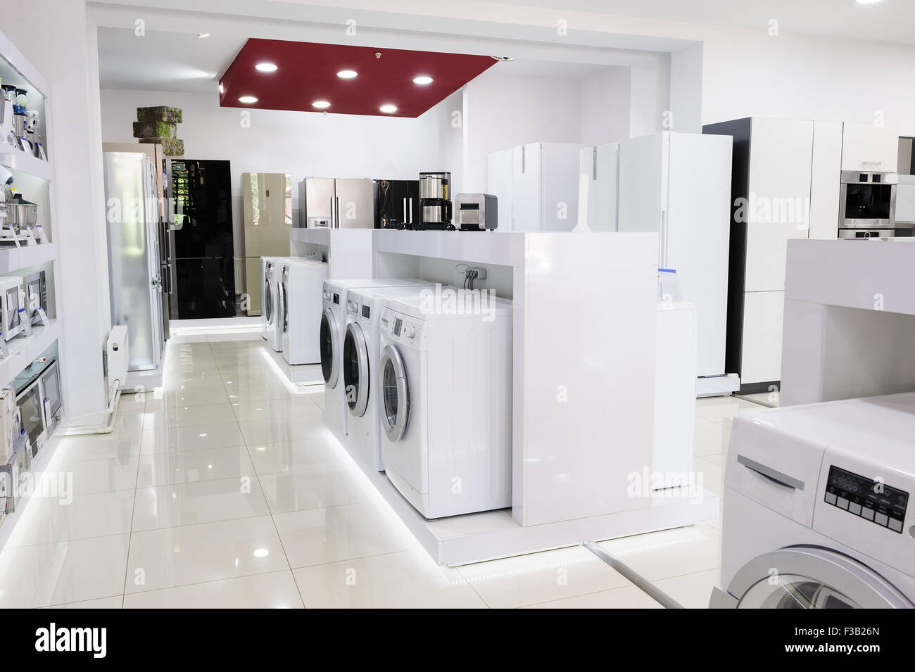 Modern washing machines hi-res stock photography and images - Alamy