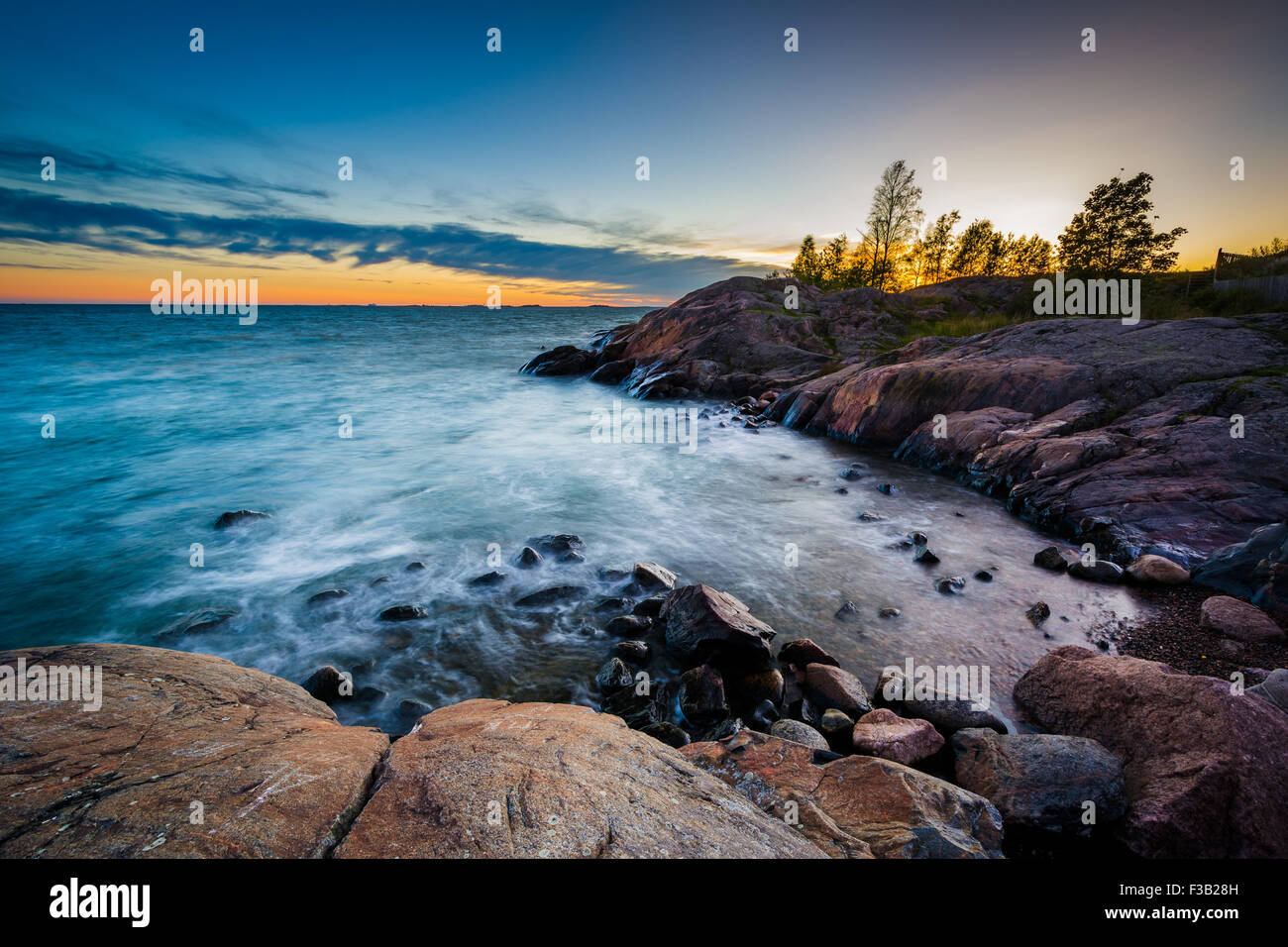 Helsinki shore hi-res stock photography and images - Alamy