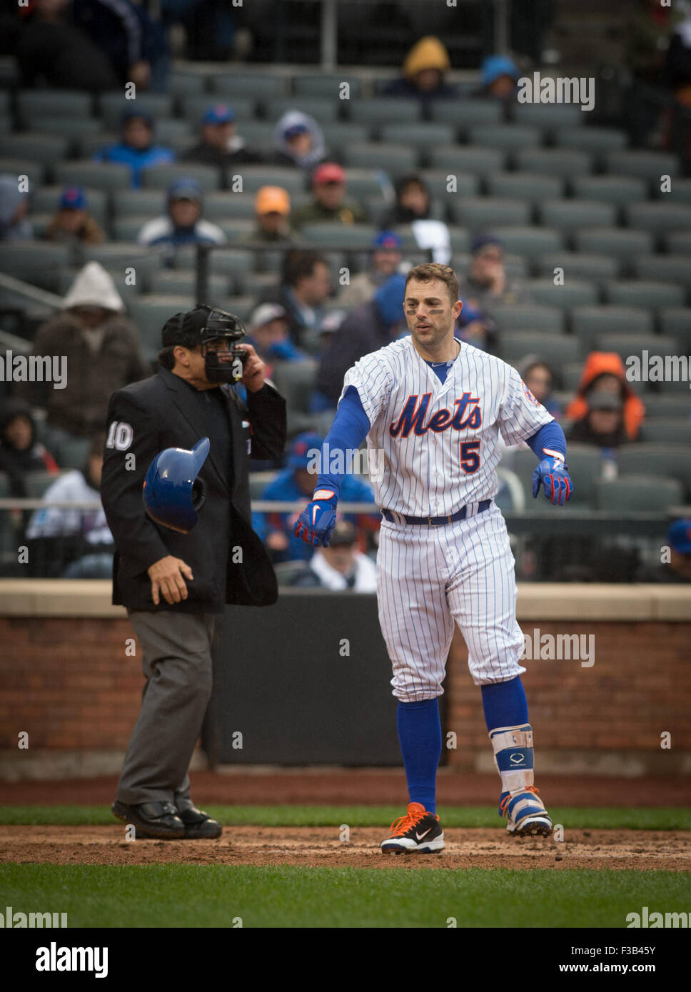 New York, NY, USA. 3rd Oct, 2015. New York Mets third baseman DAVID ...