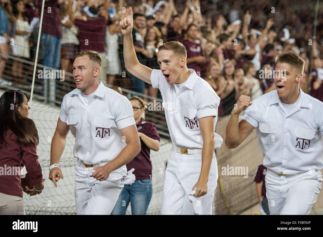 Yell leaders hi-res stock photography and images - Alamy