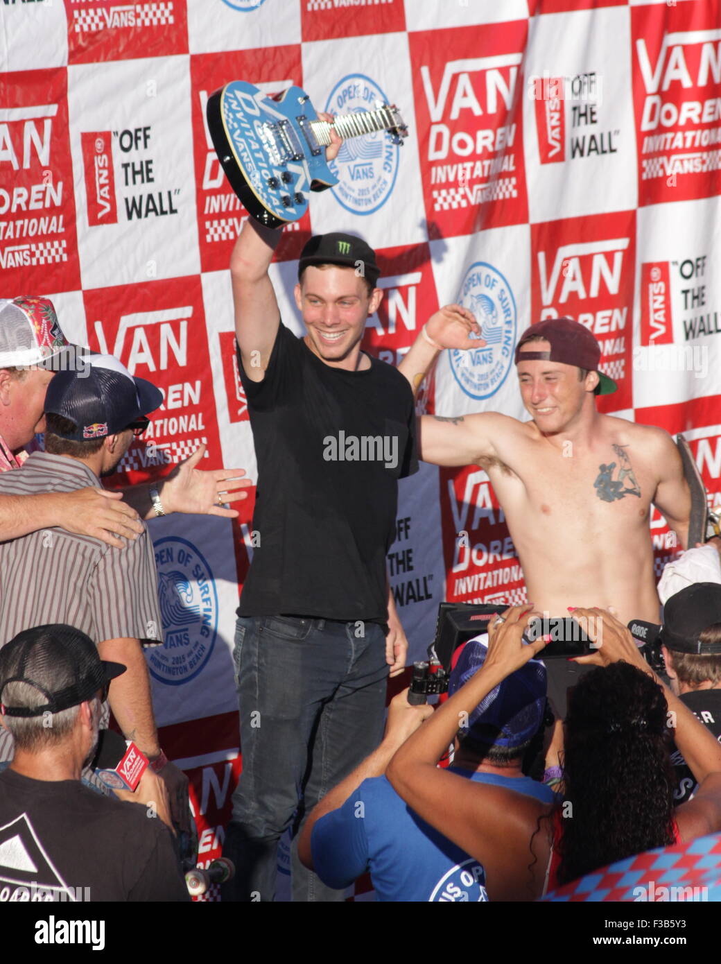 2015 Vans US Open of Surfing - Skateboard Pros compete in the Van Doren ...