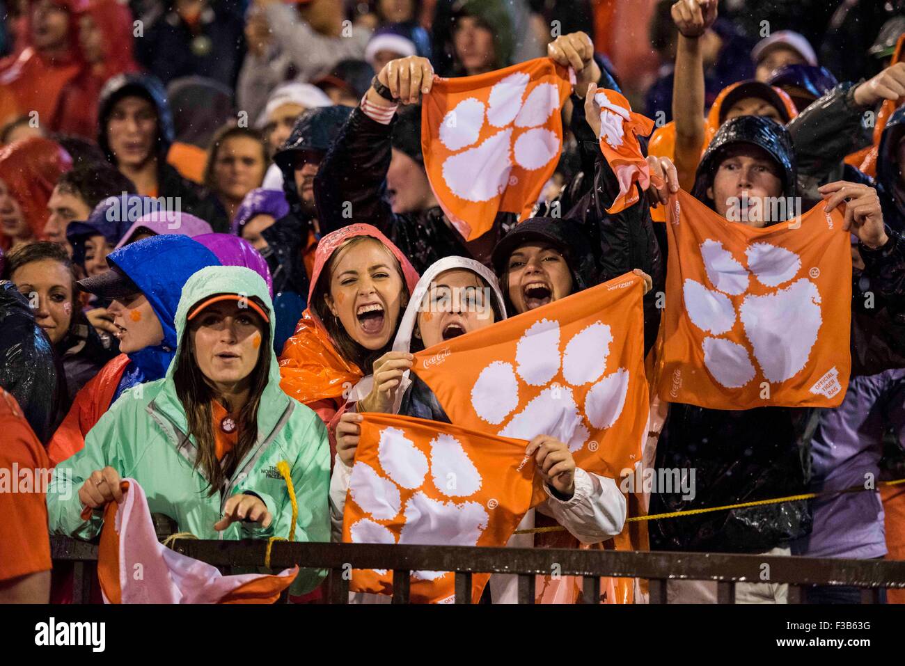 Rain clemson notre dame hi-res stock photography and images - Alamy