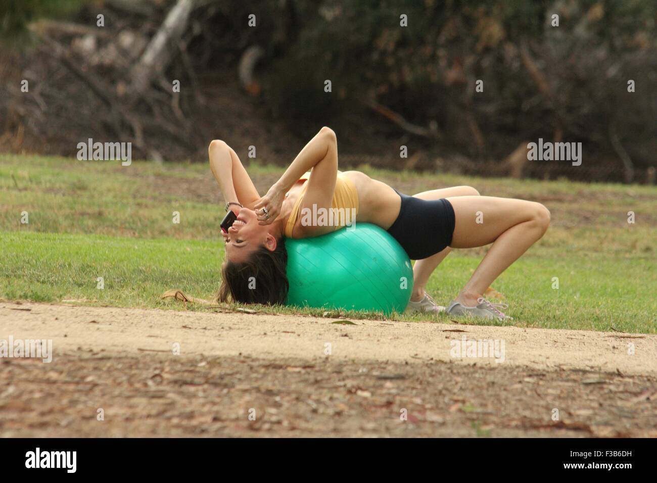 'Hoarding: Buried Alive' star Alicia Arden exercising her yoga moves in ...