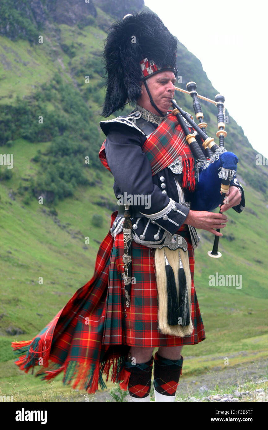scottish piper brian mcguire Stock Photo - Alamy