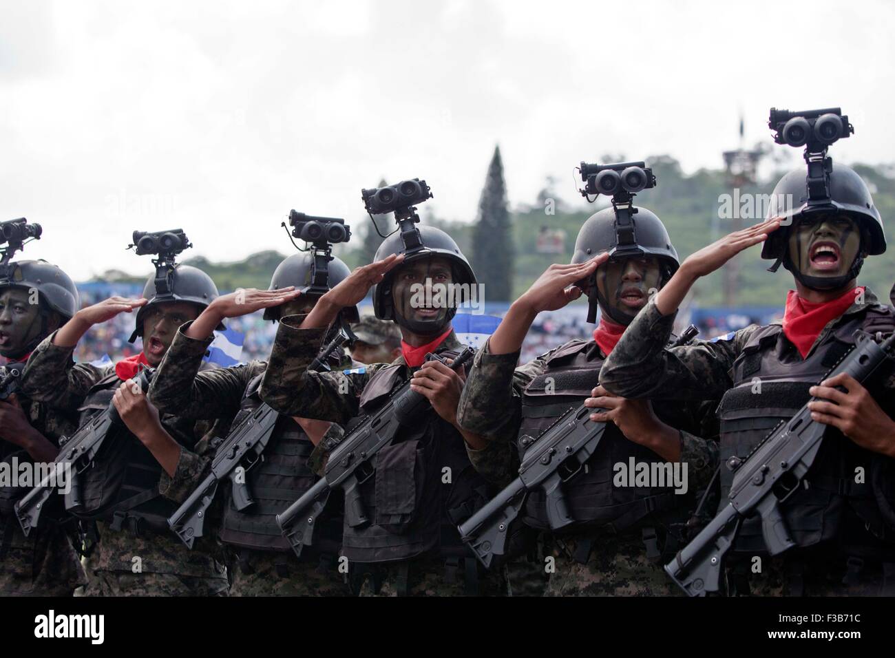 Tegucigalpa, Honduras. 3rd Oct, 2015. Soldiers of Honduras' Armed ...