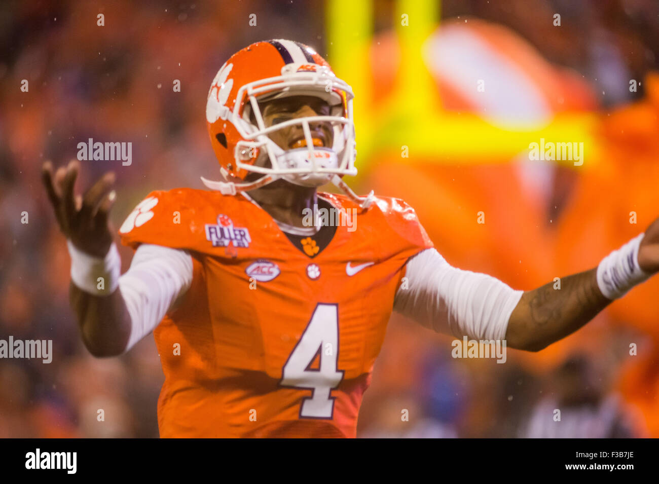 Clemson Tigers quarterback Deshaun Watson (4) celebreates after a ...