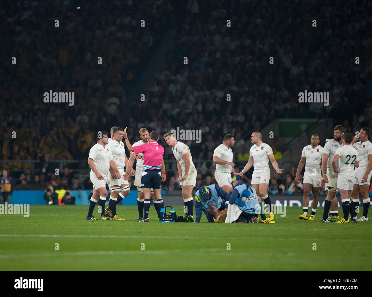 Twickenham Stadium, London, UK. 3rd October, 2015. England 13 ...