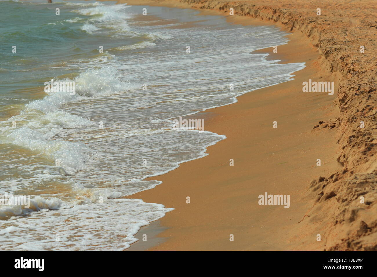 Golden sand clear sea hi-res stock photography and images - Alamy