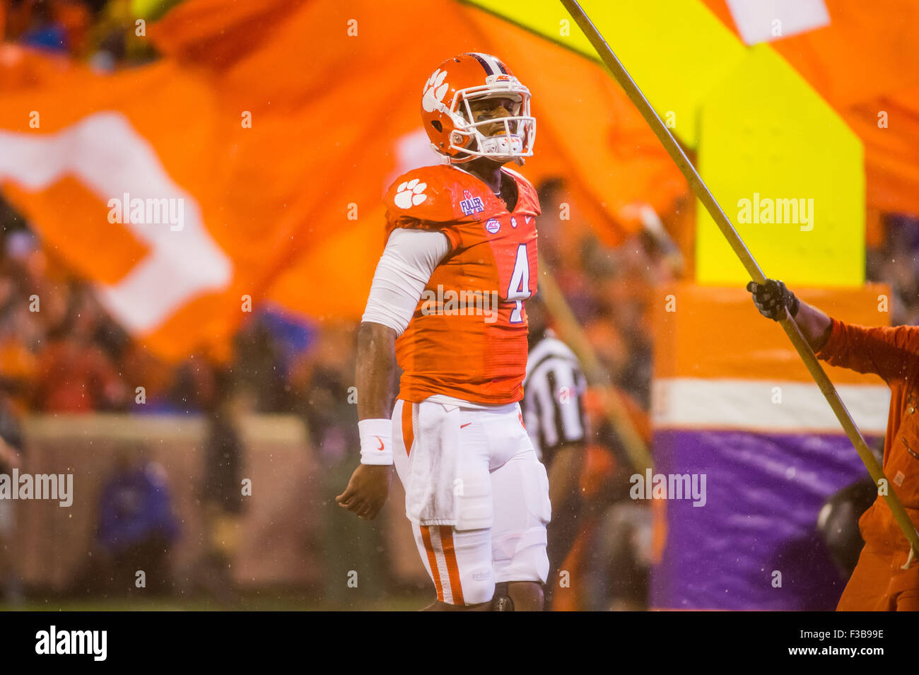 Clemson Tigers quarterback Deshaun Watson (4) celebreates after a ...
