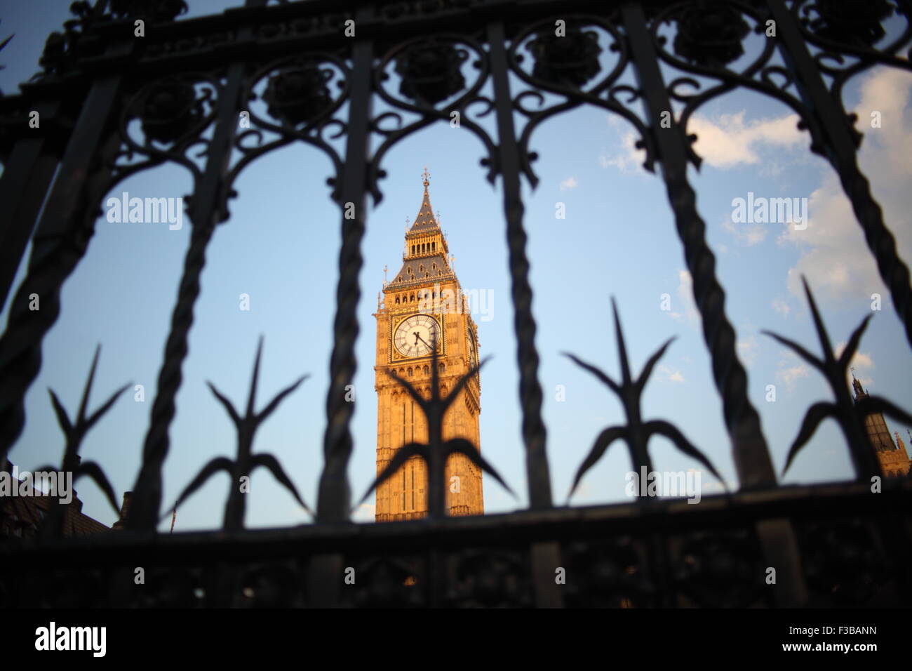 Big Ben and Houses of Parliament photographed behind the gates in ...